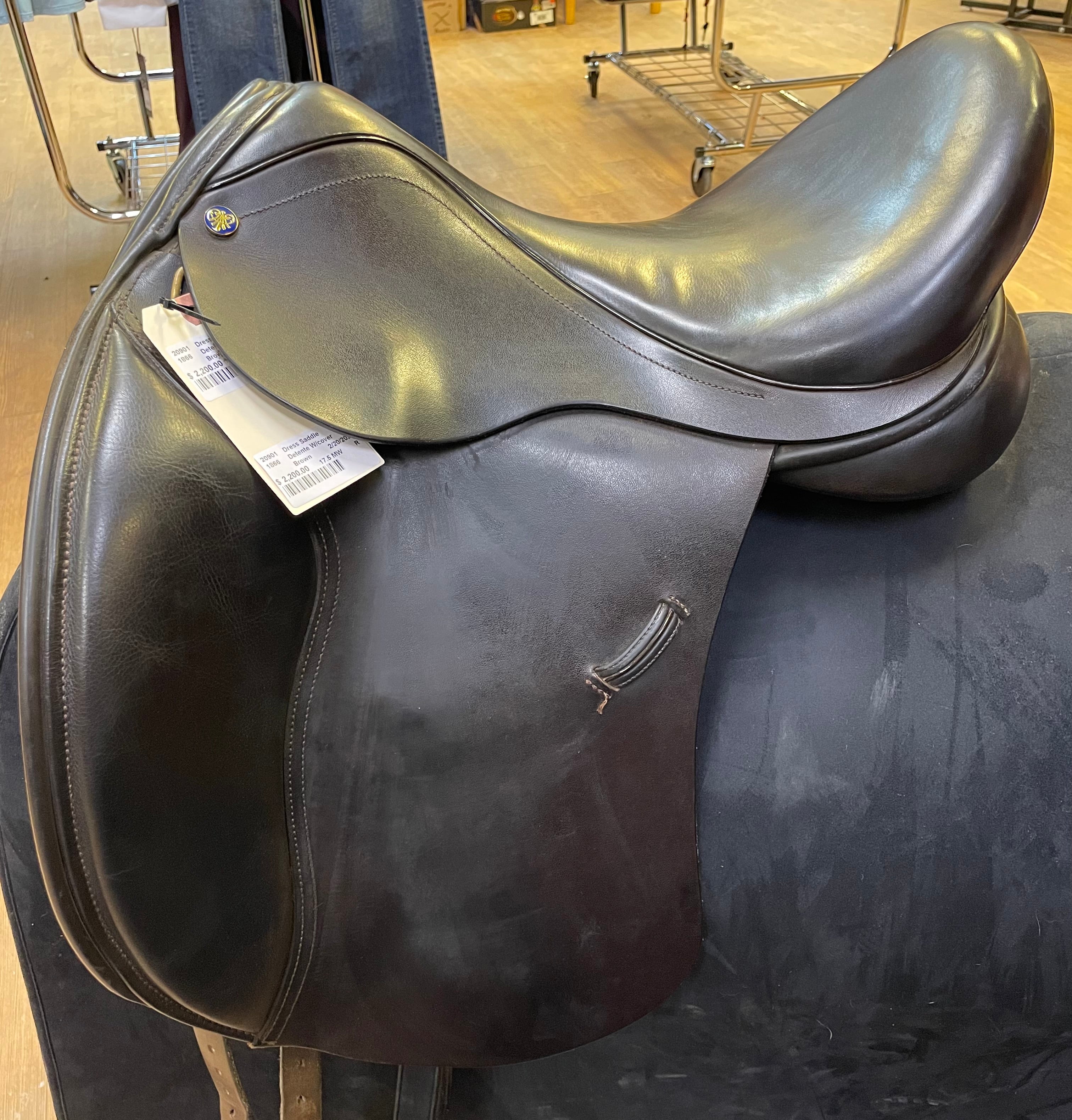 Used 17.5” Dentente Dressage Saddle #20901 – Log Cabin Tack